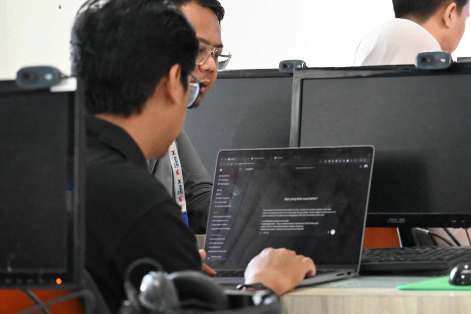 Programmers in the Age of AI: Should We Still Code or Just Watch AI Do the Work? - dkonten.com