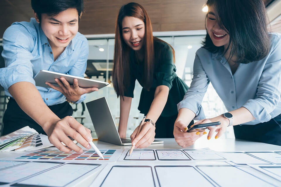 Lima Tahapan dalam Design Thinking - dkonten.com